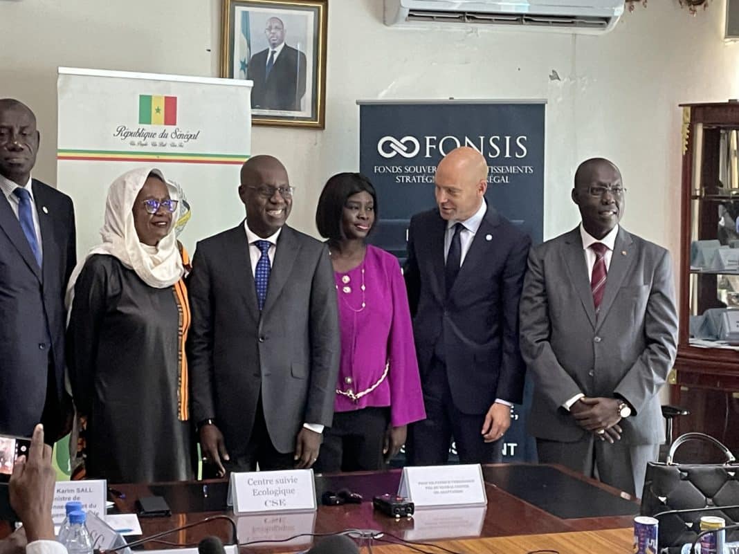 Le Sénégal et le CGA signent des lettres d’intention relatives au ...